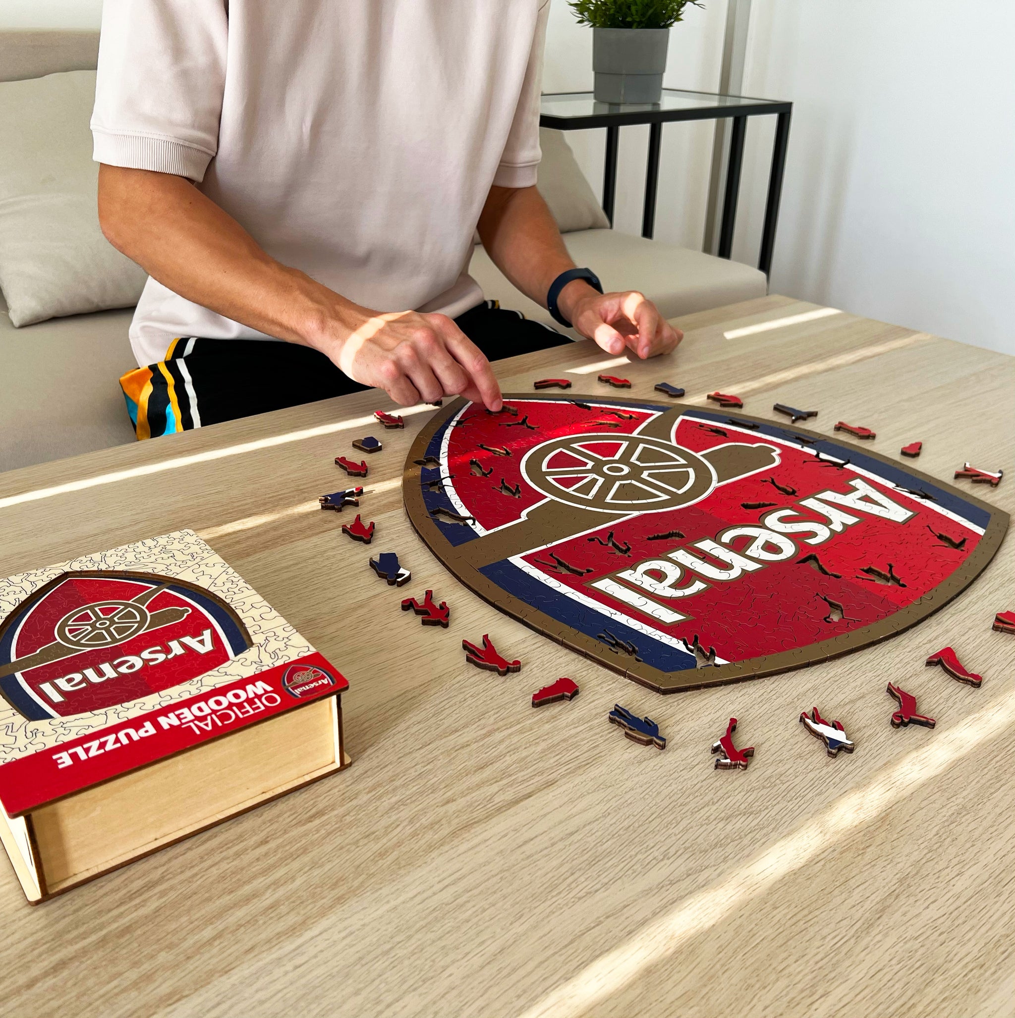 Arsenal FC® Logo - Wooden Puzzle – Iconic Puzzles