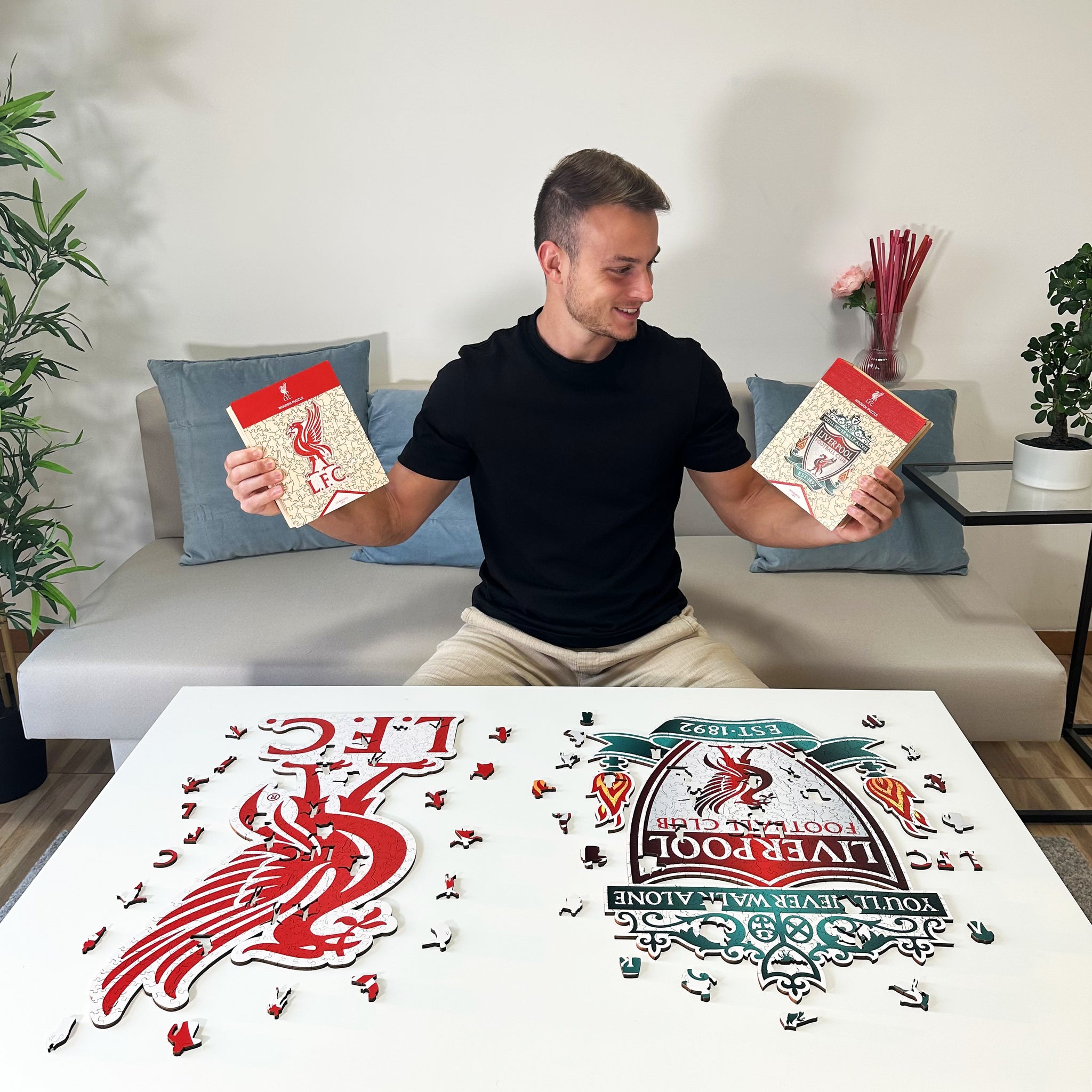 Liverpool FC® Liver Bird Logo - Wooden Puzzle – Iconic Puzzles