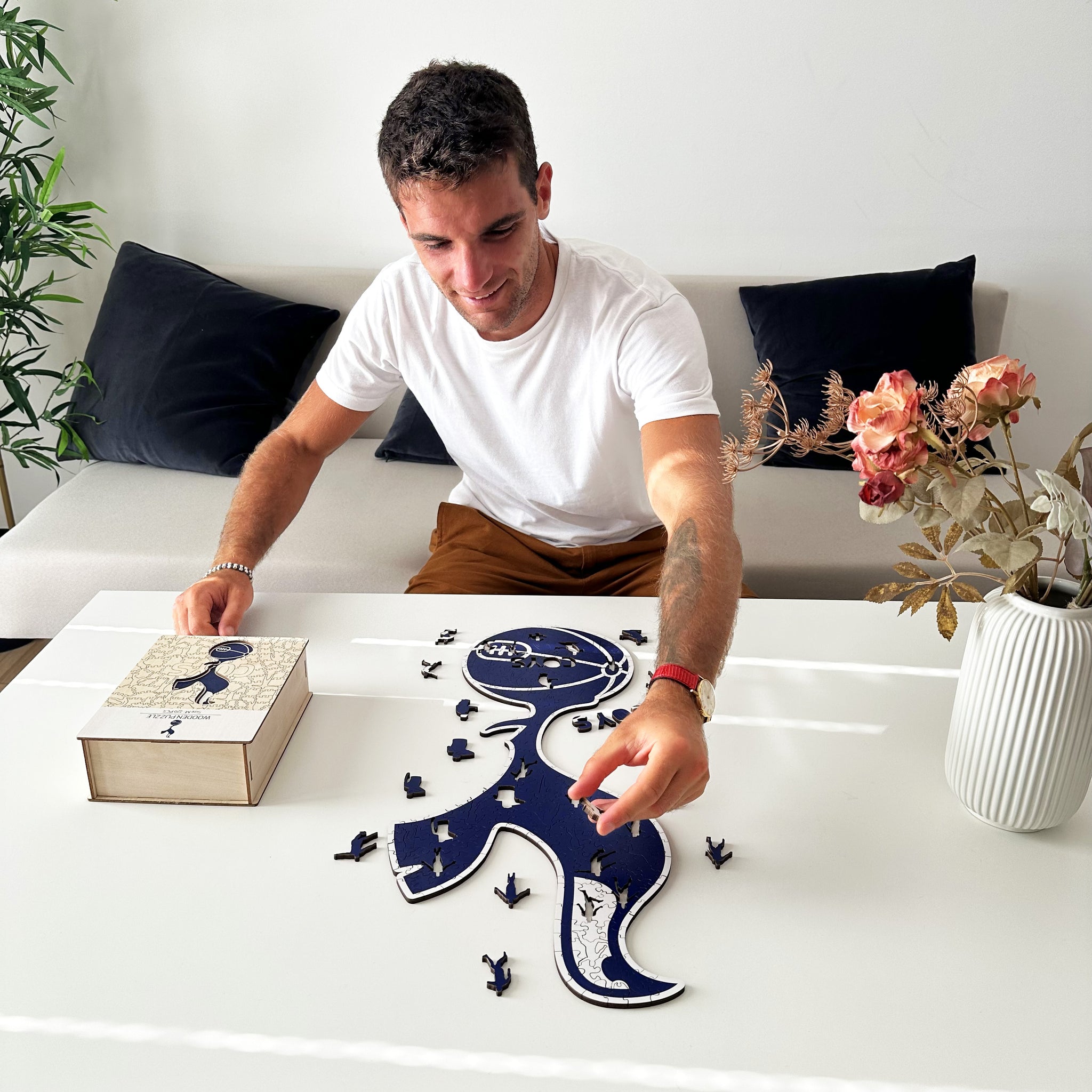 Tottenham Hotspur FC® Logo - Wooden Puzzle – Iconic Puzzles