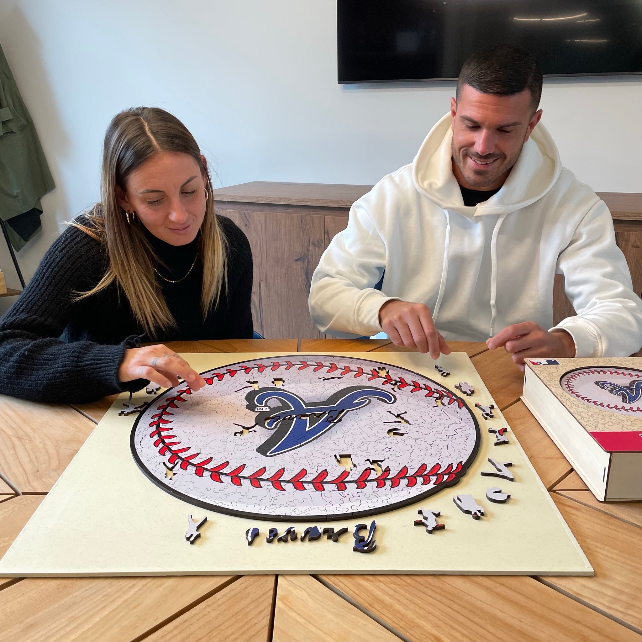 Atlanta Braves™ - Wooden Puzzle – Iconic Puzzles